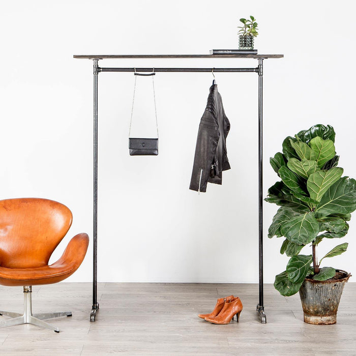 Tøjstativ VINCENT sort med hylde